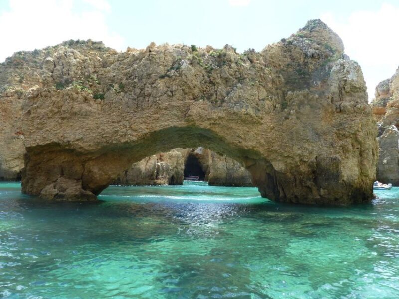 Lagos: Ponta Piedade Sail & Caves Cruise w/Portuguese Tapas - FAQ