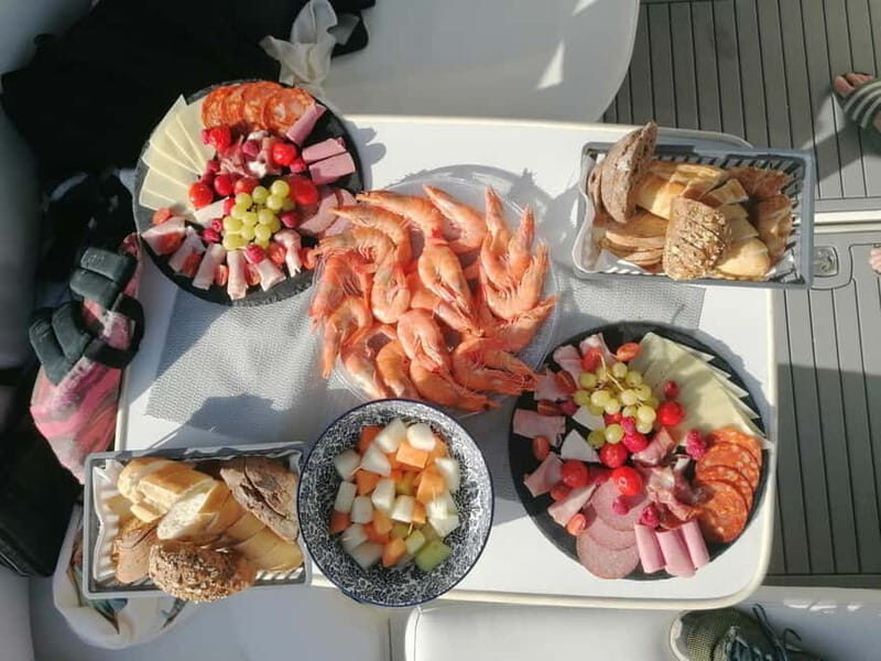 Lagos: Private Luxury Cruise with Tapas and Drinks - Setting Sail in the Algarve: What to Expect