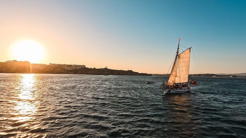 Lagos: Sunset Sail aboard a Traditional Boat with Prosecco - Who Is This Tour Best Suited For?
