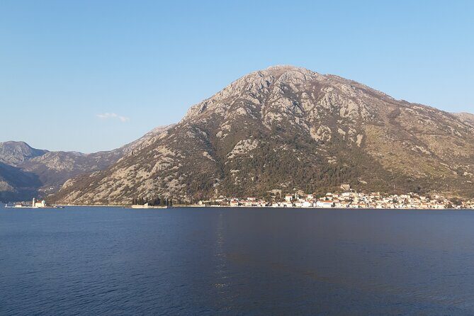 Laizy Wednesdays Tour to Montenegro - The Guide & Overall Experience