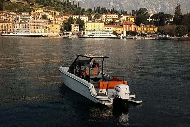 Lake Como Boat tour share with prosecco and winter cover - Who This Tour Is Perfect For