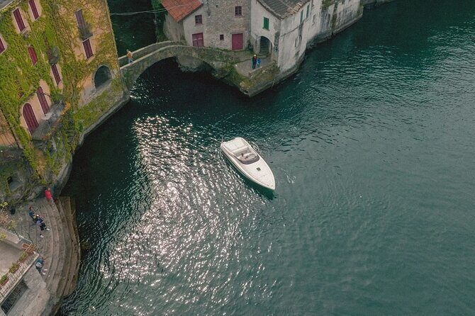Lake Como Private 1h Boat Tour: Villas & Scenic Highlights - FAQs