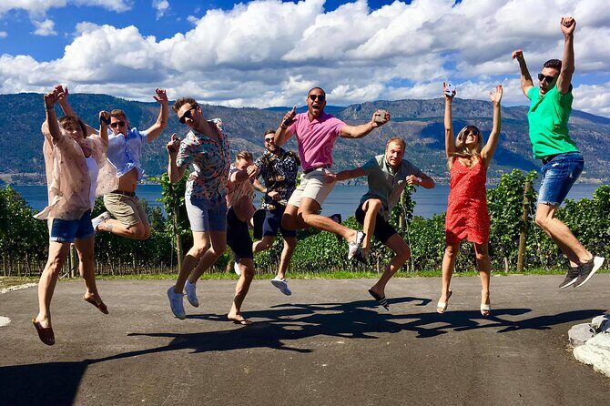 Lake Country Full Day Lunch Wine Tour-Incl. Tastings & Guide Grat - What Makes This Tour Stand Out?