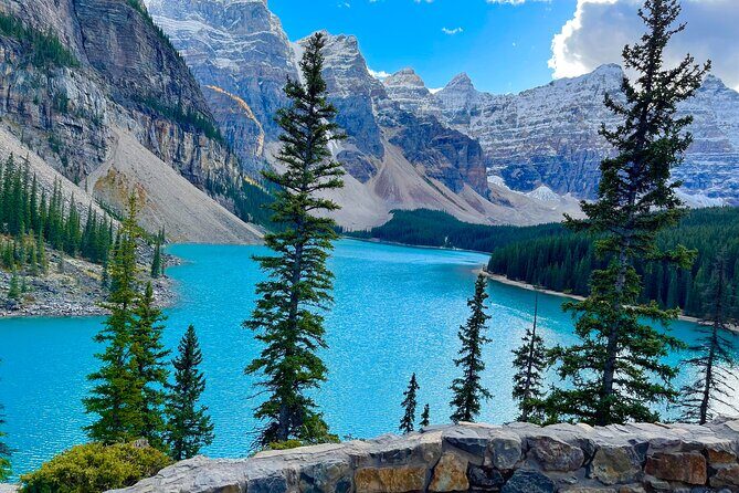 Lake Louise and Moraine Lake Exclusive Evening Private Tour - An In-Depth Look at the Tour Experience