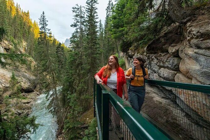 Lake Louise Moraine Emerald Lake Johnston Canyon Banff Yoho Tour - FAQs