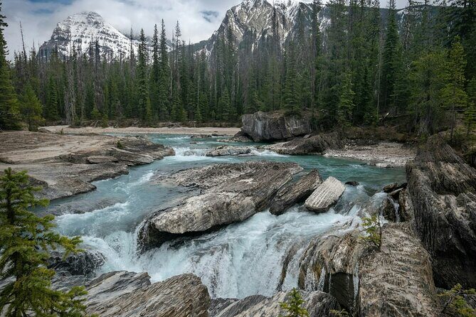 Lake Louise Moraine Lake Emerald Lake Yoho Banff National Park - The Sum Up