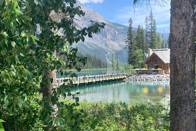 Lake Louise Moraine Lake Emerald Lake Yoho Banff National Park - Frequently Asked Questions