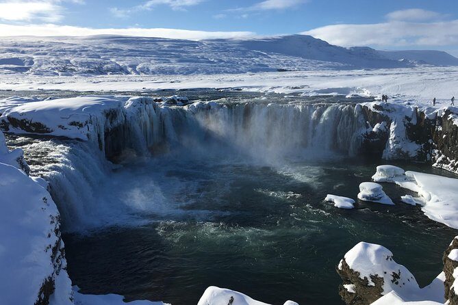 Lake Myvatn Day Tour and Godafoss Waterfall for Cruise Ships from Akureyri Port - Key Points