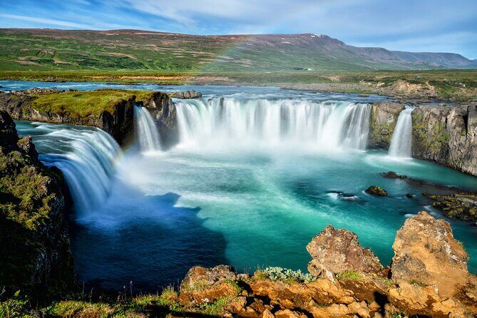 Lake Myvatn, Hot-Springs & Godafoss Waterfall Tour from Akureyri - Insights from Guest Reviews