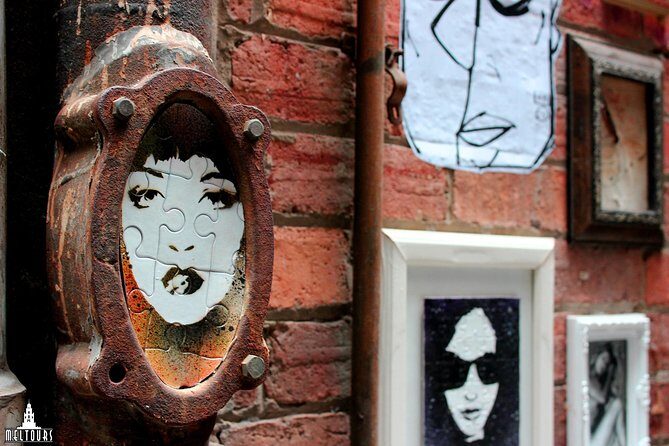 Laneways of Melbourne - Who Are the Guides?