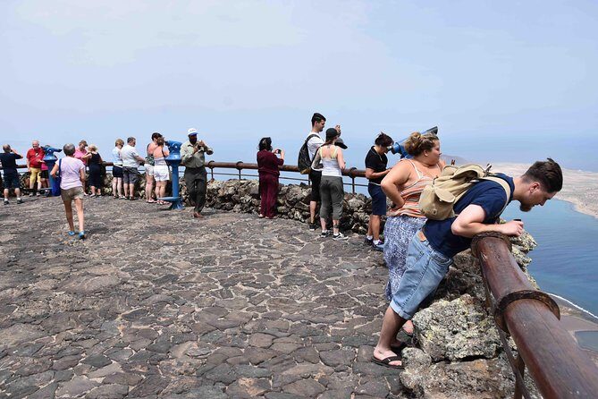Lanzarote Cesar Manrique with Jameos del Agua Entrance - Food and Additional Costs