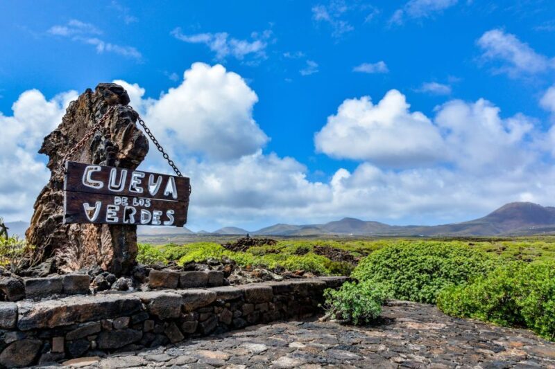 Lanzarote: Cueva de los Verdes & Jameos del Agua Tour - Practical Details and Tips