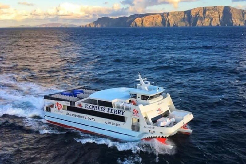 Lanzarote: Ferry to La Graciosa with Wi-Fi (free parking) - FAQs