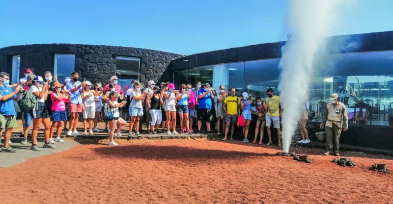 Lanzarote: Full-Day Island Highlights Tour - Cueva de los Verdes