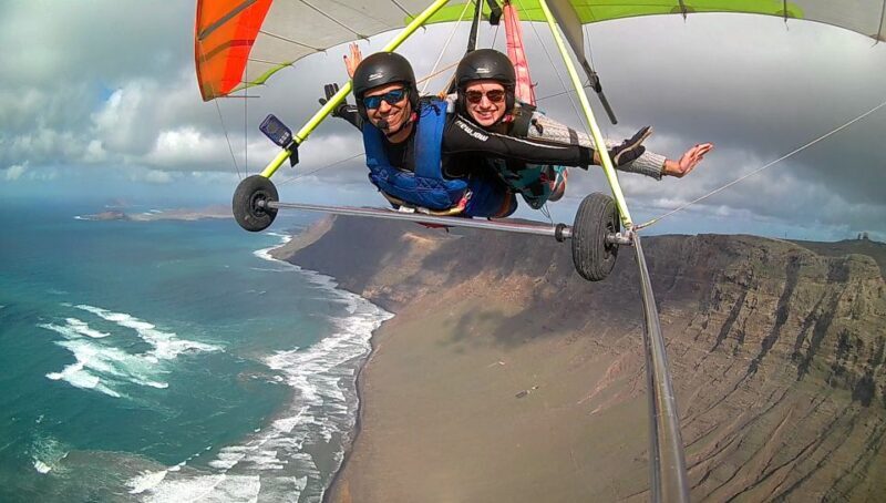 Lanzarote Hang Gliding Tandem Flights - Lanzarote Hang Gliding Tandem Flights: Soaring Over Volcanic Marvels