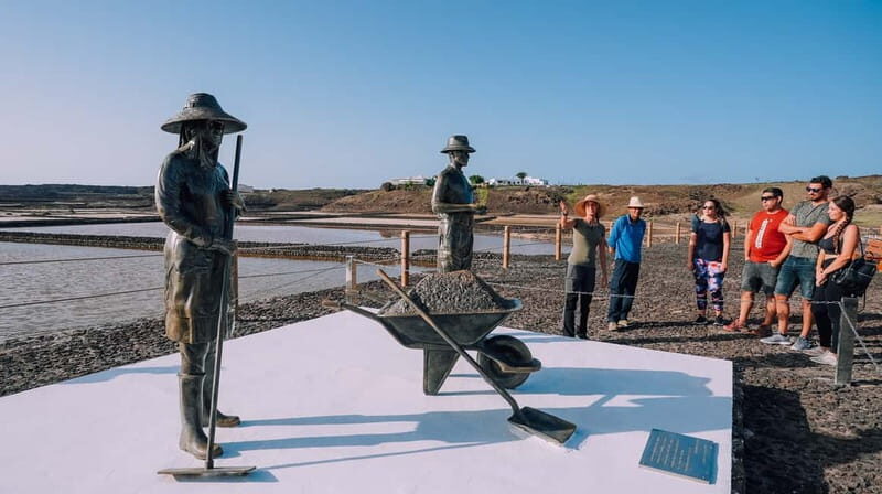 Lanzarote: Janubio Salt Flats Guided Tour - Visiting the Family Heritage and Landscape