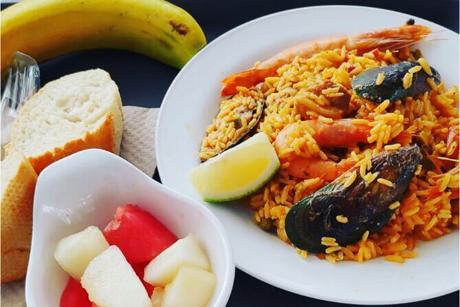 Lanzarote: La Graciosa island cruise with lunch and water activities - Frequently Asked Questions