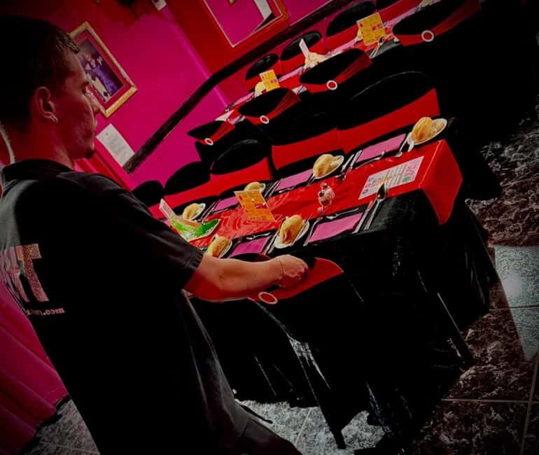 Lanzarote: MHT Comedy Drag Dinner Show - Key Points