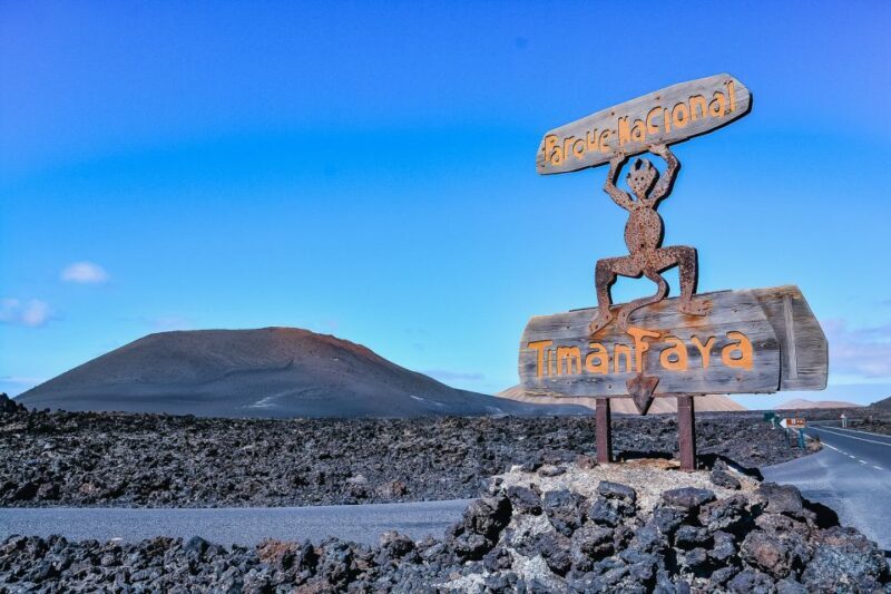 Lanzarote: Volcanos of Timanfaya and Caves Tour with Lunch - What to Expect in Terms of Logistics and Value