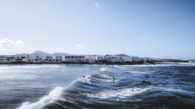 Lanzarote's First Surf School - 2-hour or 4-hour classes - Who Is This Tour Best For?