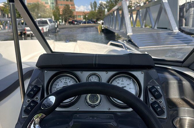 Larson Boat Rental - Who Should Consider Larson Boat Rental?