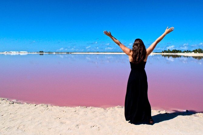 Las Coloradas Tour! Boat Ride, Lunch & Rio Lagartos from Cancun - Food and Refreshments