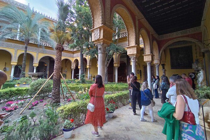 Las Dueñas Palace Guided Tour in Seville with Entrance Included - Discovering the Charm of Las Dueñas Palace in Seville