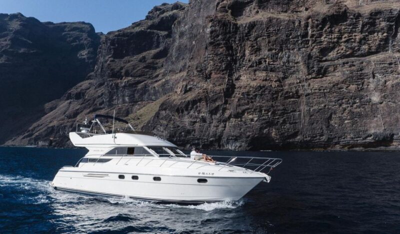 Las Galletas: Private Luxury Yacht Cruise with Lunch - Exploring the Canary Islands’ Coastline in Style: A Deep Dive into the Private Luxury Yacht Cruise from Las Galletas