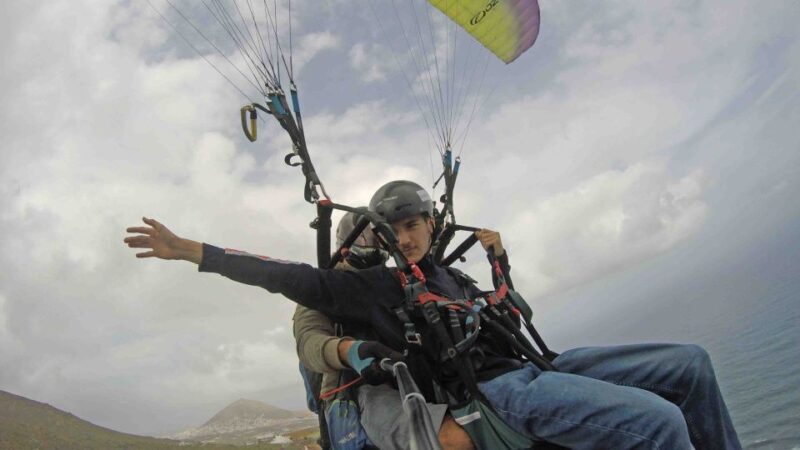 Las Palmas: Paragliding Tandem Flight with Instructor - Why Travelers Love This Tour