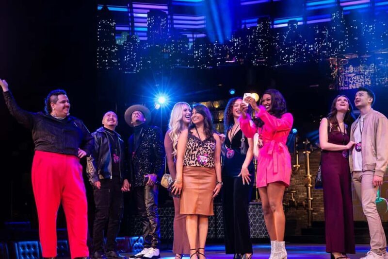 Las Vegas: Cirque du Soleil Mad Apple VIP Social Experience - What Is the Las Vegas Cirque du Soleil Mad Apple VIP Social Experience?