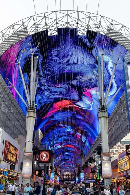 Las Vegas: Fremont Cocktail Crawl & Guided Walking Tour - Key Points