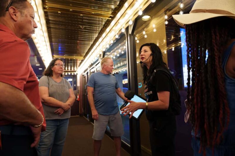 Las Vegas: Fremont Street Secrets & Red Light History Walk - An In-Depth Look at the Tour Experience
