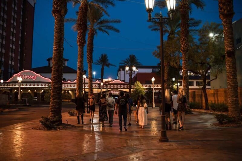 Las Vegas: Immersive 1920s Night Tour with Cocktails & Flask - The Entertainment: Private Burlesque & Storytelling