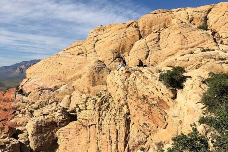 Las Vegas: Red Rock Canyon Guided Hike with Pickup - Key Points