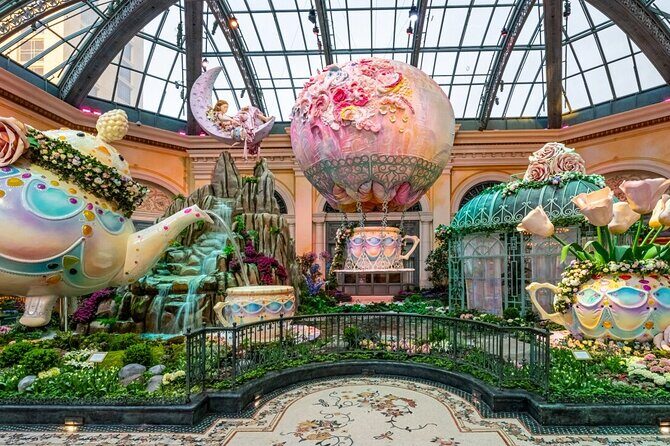 Las Vegas Sightseeing City Tour With Stops Best Casinos - Who Would Love This Tour?