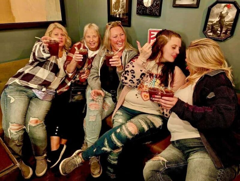 Las Vegas Strip Limo Tour with Meal & Drinks on Fremont - An Inside Look at the Las Vegas Limousine Experience