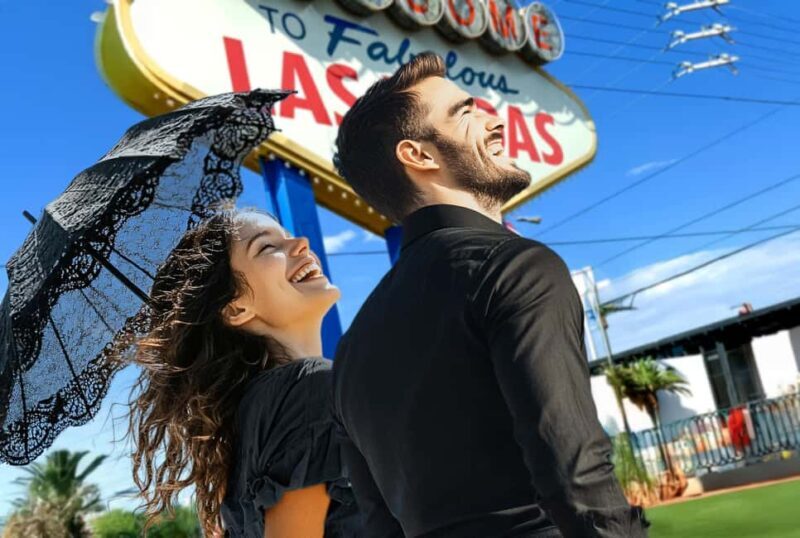 Las Vegas: Traditional or Theme Vegas Sign Wedding/Renewal - What’s Included in the Package