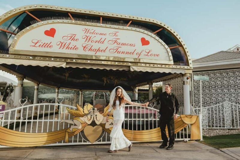 Las Vegas: Wedding Chapel Photography Session - What Is the Las Vegas Wedding Chapel Photography Session?