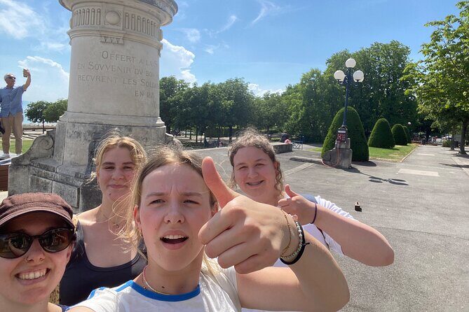 Lausanne (City Center) Scavenger Hunt and Sights Self-Guided Tour - Deep Dive into the Stops