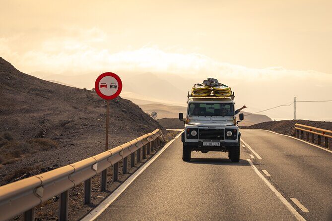 Learn to surf on the endless beaches in southern Fuerteventura - Learn to surf on the endless beaches in southern Fuerteventura