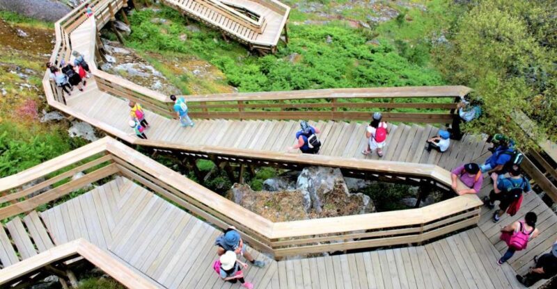 Leave Porto and go hiking in the Paiva Walkways, Arouca - Key Points