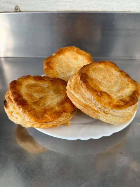 Lecce: Guided Street Food Walking Tour with Food and Wine - The Sum Up