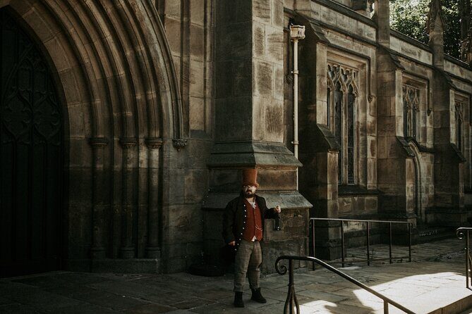 Leeds Ghost Tour Explore the Haunting History of Leeds - Who Will Love This Tour?