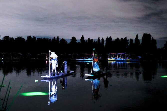 Legendary Day of the Dead Night Show in Xochimilco - Key Points