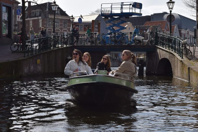 Leiden: Electric Boat Rental - The Experience: What Travelers Say