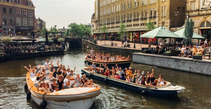 Leiden: Guided City Canal Cruise - FAQ