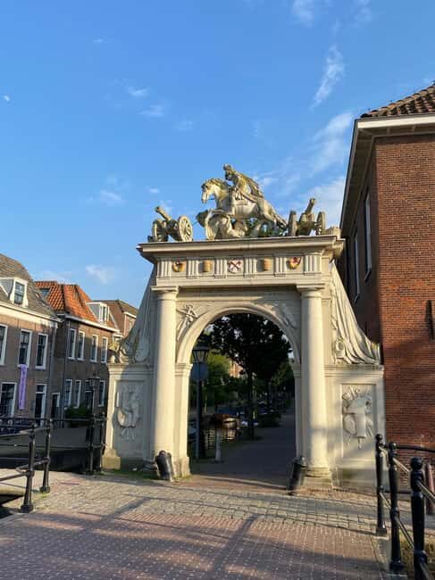 Leiden: Historical and Fun City Tour in German, English, or Dutch - Why This Tour Will Appeal to You