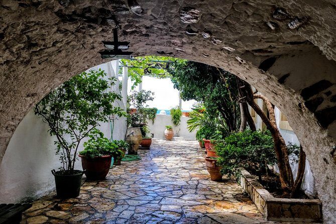 Leisurely Tour of Corfu - Key Points