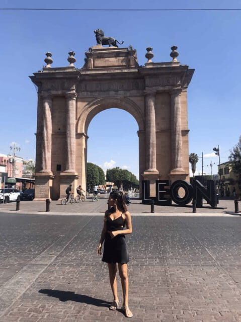 Leon: Las Esmeraldas de León Guided Tour - Introduction