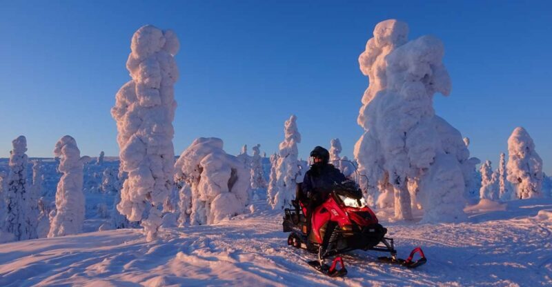 Levi: Evening Snowmobile Safari - Key Points